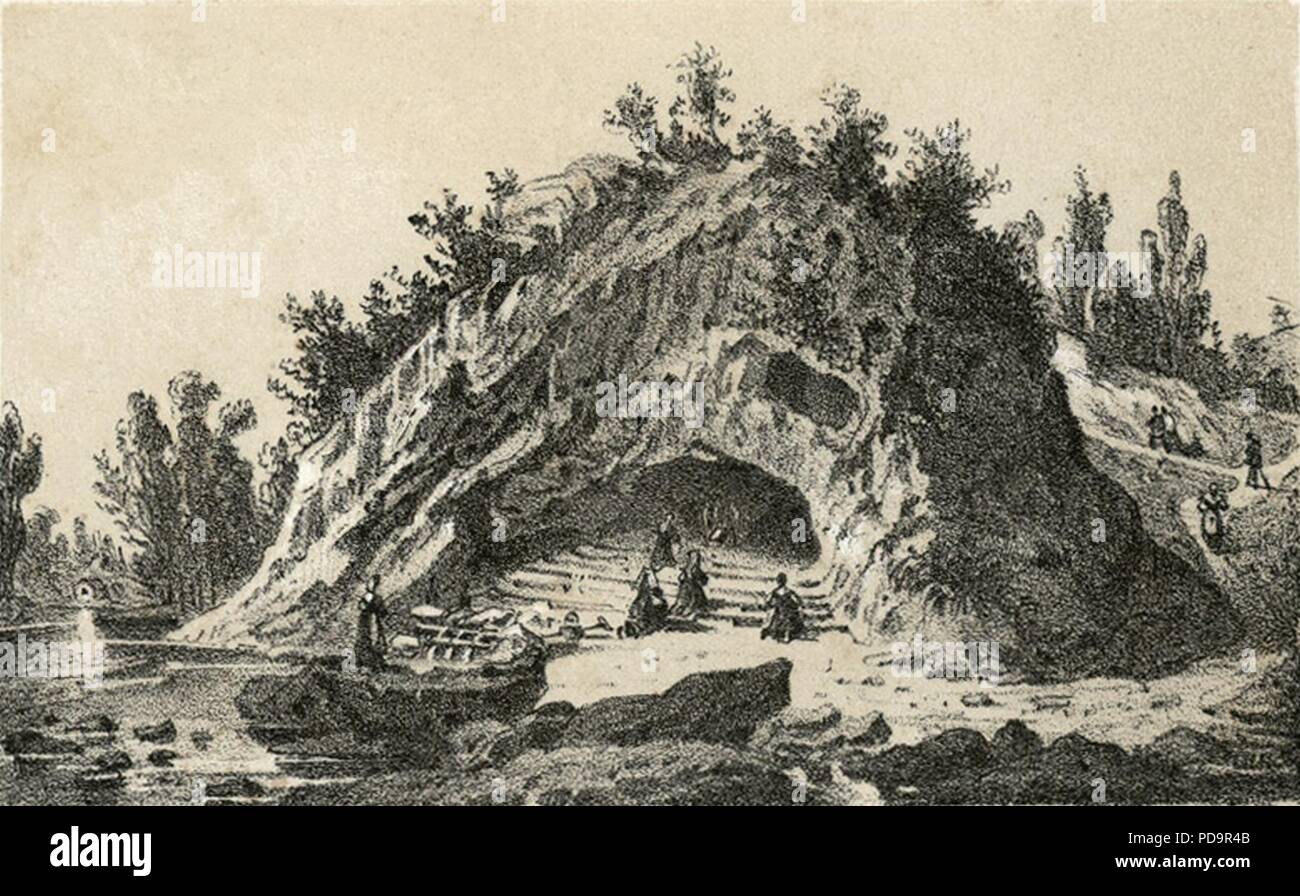 André Gorse Grotte ancienne Stock Photo - Alamy