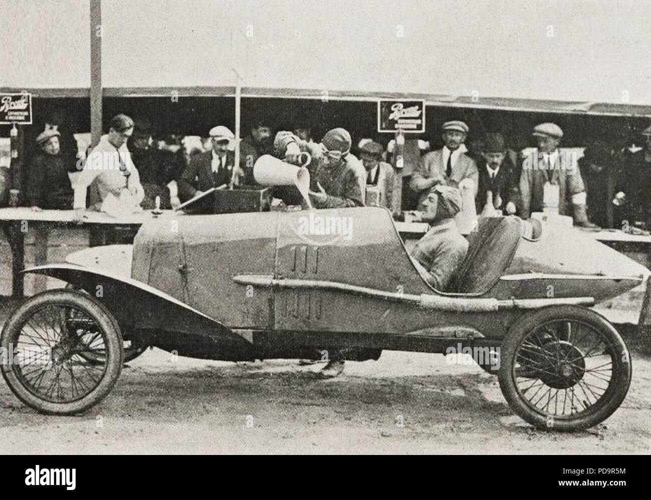 André Lombard sur Salmson futur vainqueur du Grand Prix de l'U.M.F ...