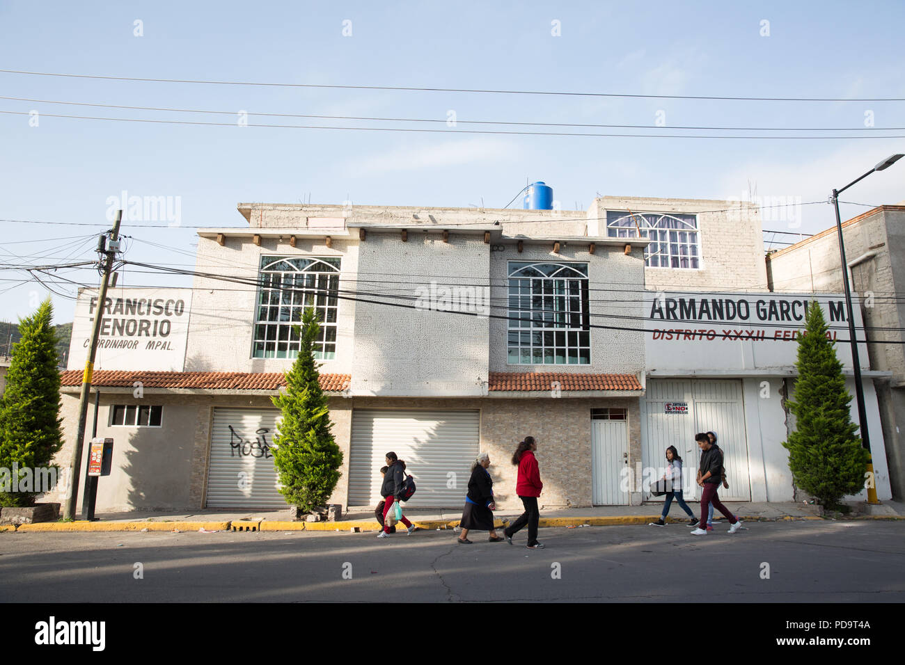 Campaign headquarter hi-res stock photography and images - Alamy