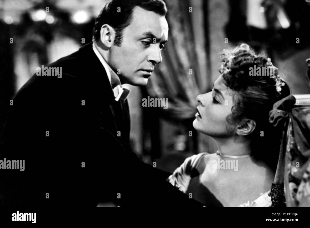 Angoscia (film 1944 Stock Photo - Alamy