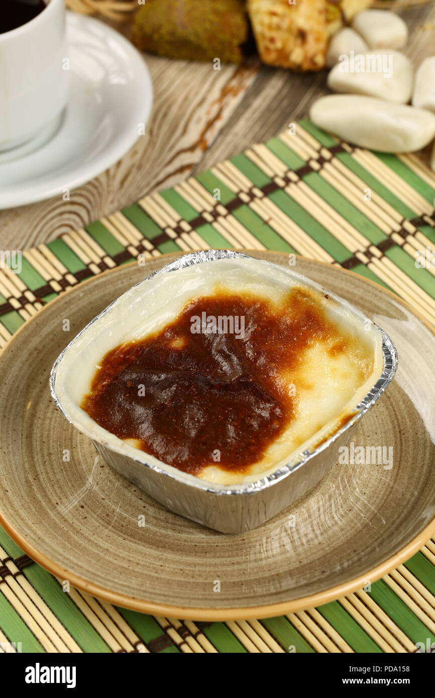 Baked rice pudding - Sutlac Stock Photo - Alamy