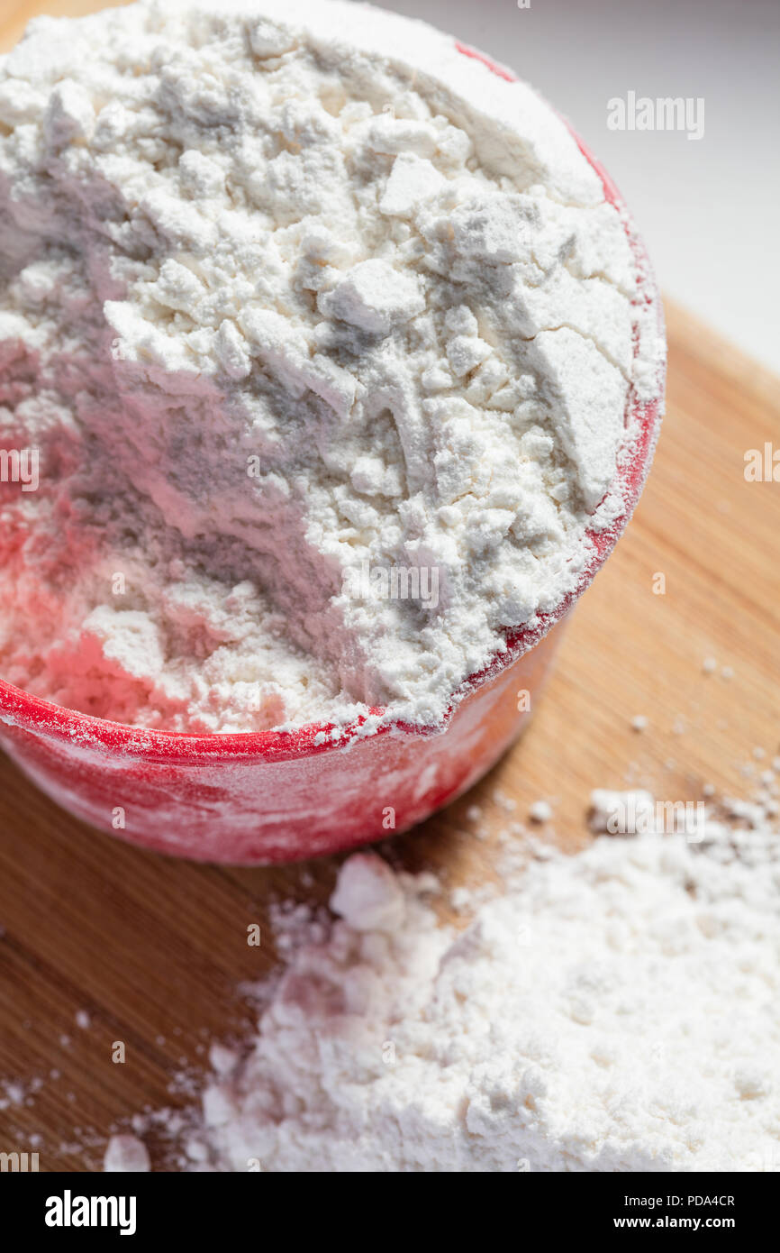 white wheat flour, food ingredient close up Stock Photo - Alamy