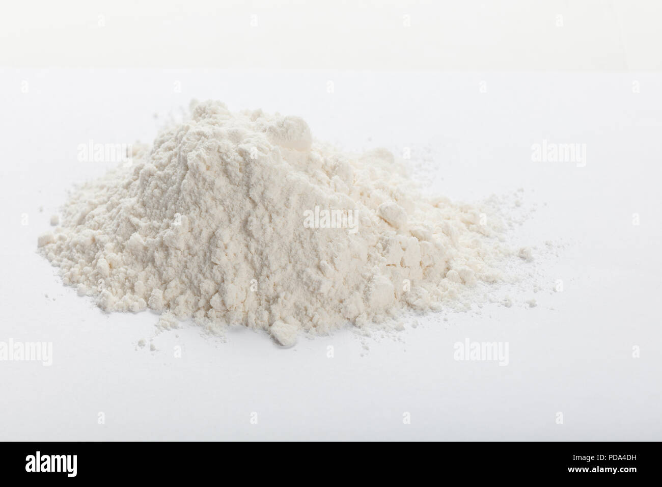 white wheat flour, food ingredient close up Stock Photo - Alamy