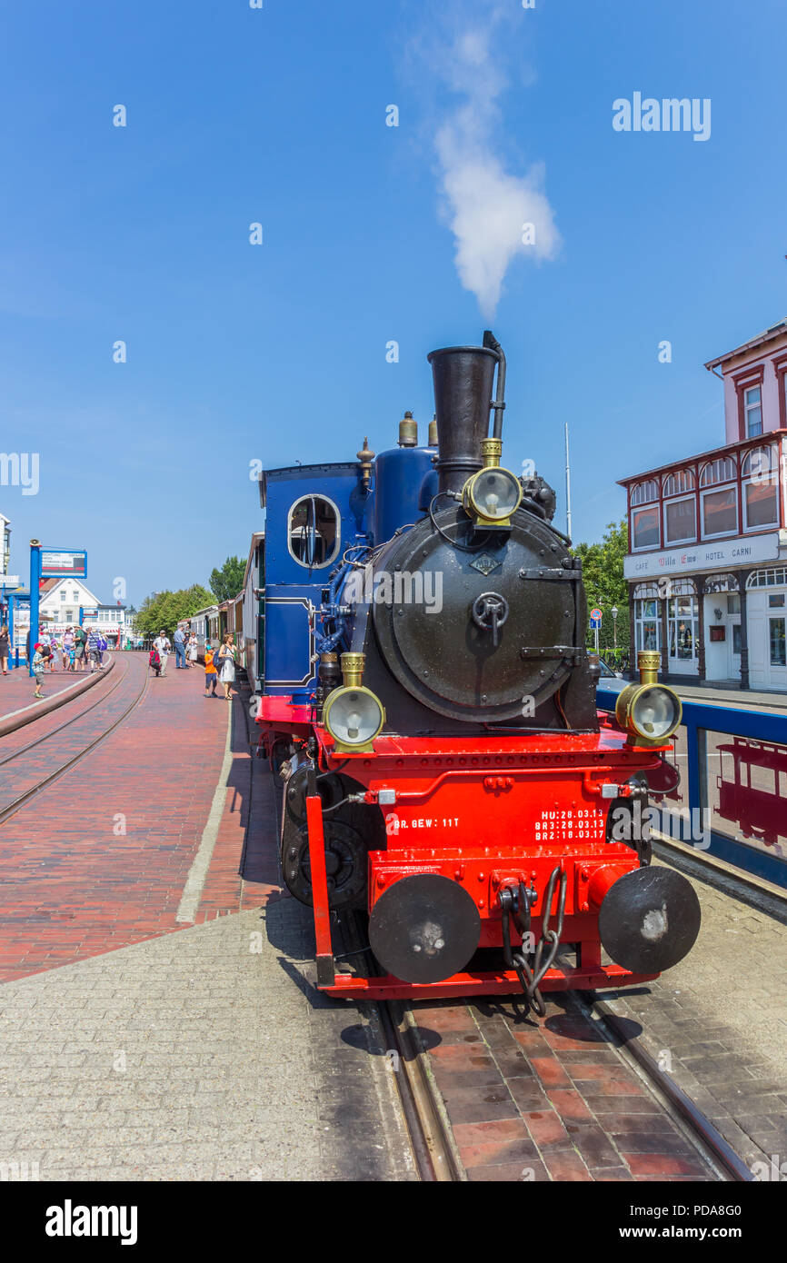 Old german steam engine locomotive hi-res stock photography and images ...