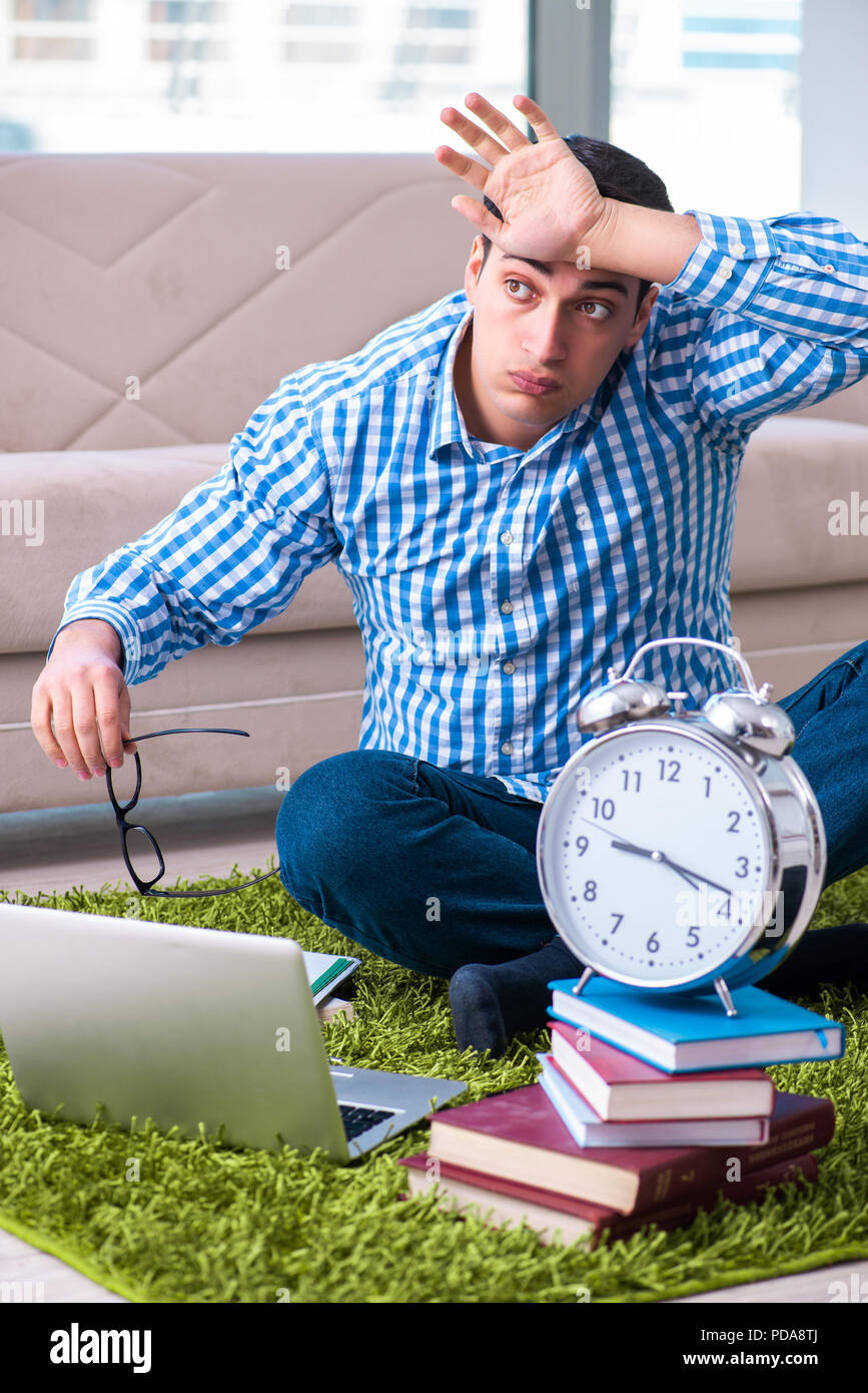 Student having little time to prepare for exams Stock Photo - Alamy
