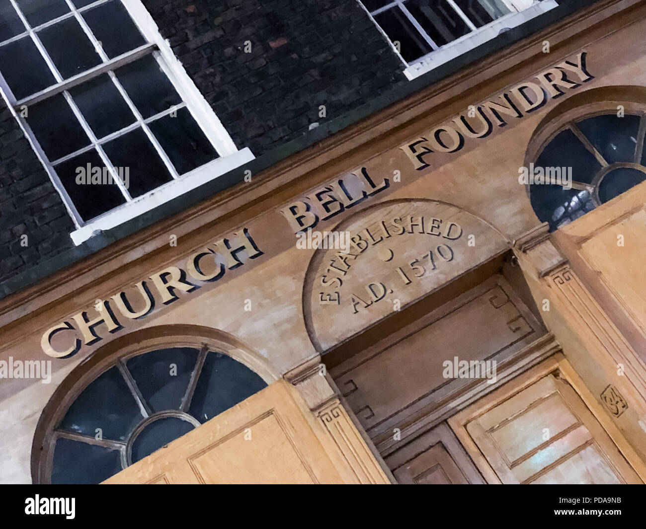 Whitchapel hi-res stock photography and images - Alamy