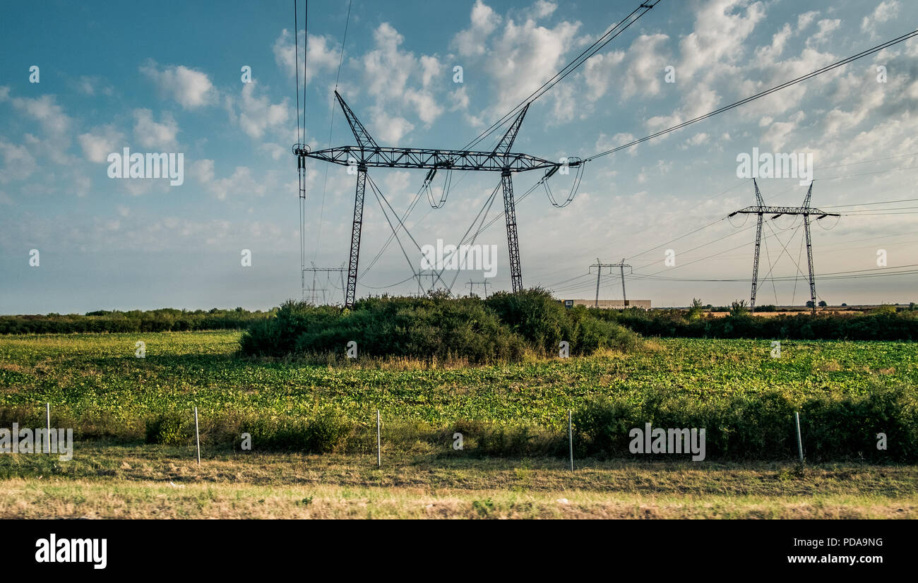 Powerline countryside hi-res stock photography and images - Alamy