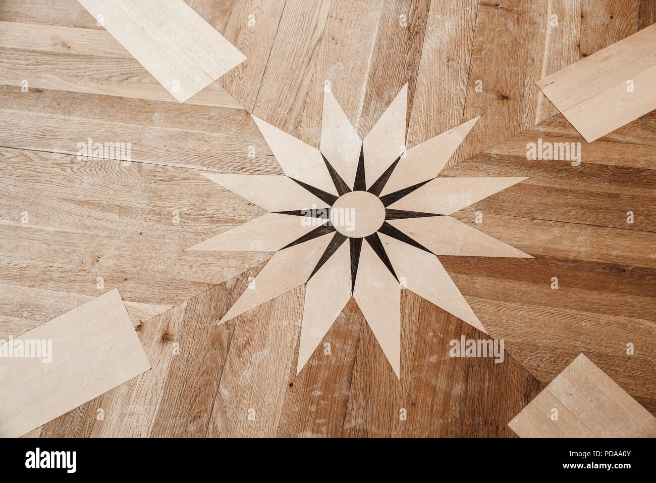 Vintage wooden parquet star shaped pattern. Background photo texture ...