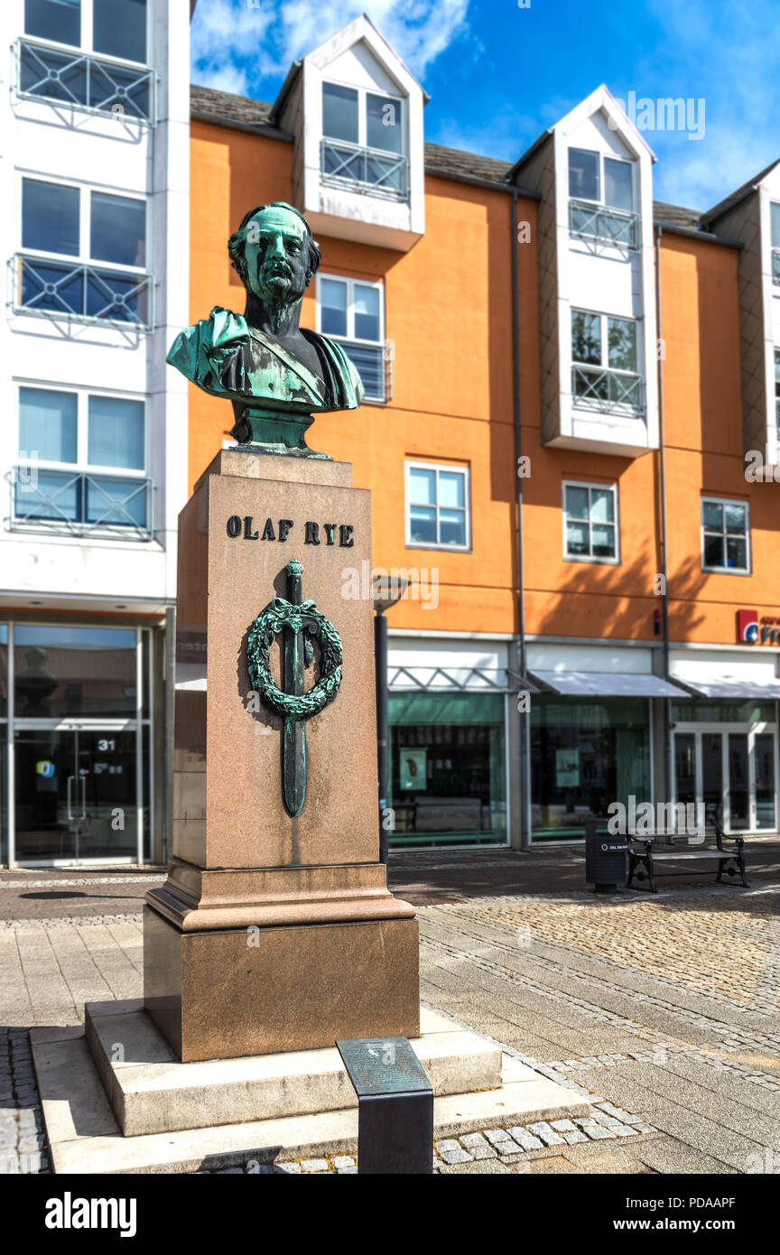 Denmark, Fredericia: Bronze bust of General Olaf Rye by Andreas Paulsen ...