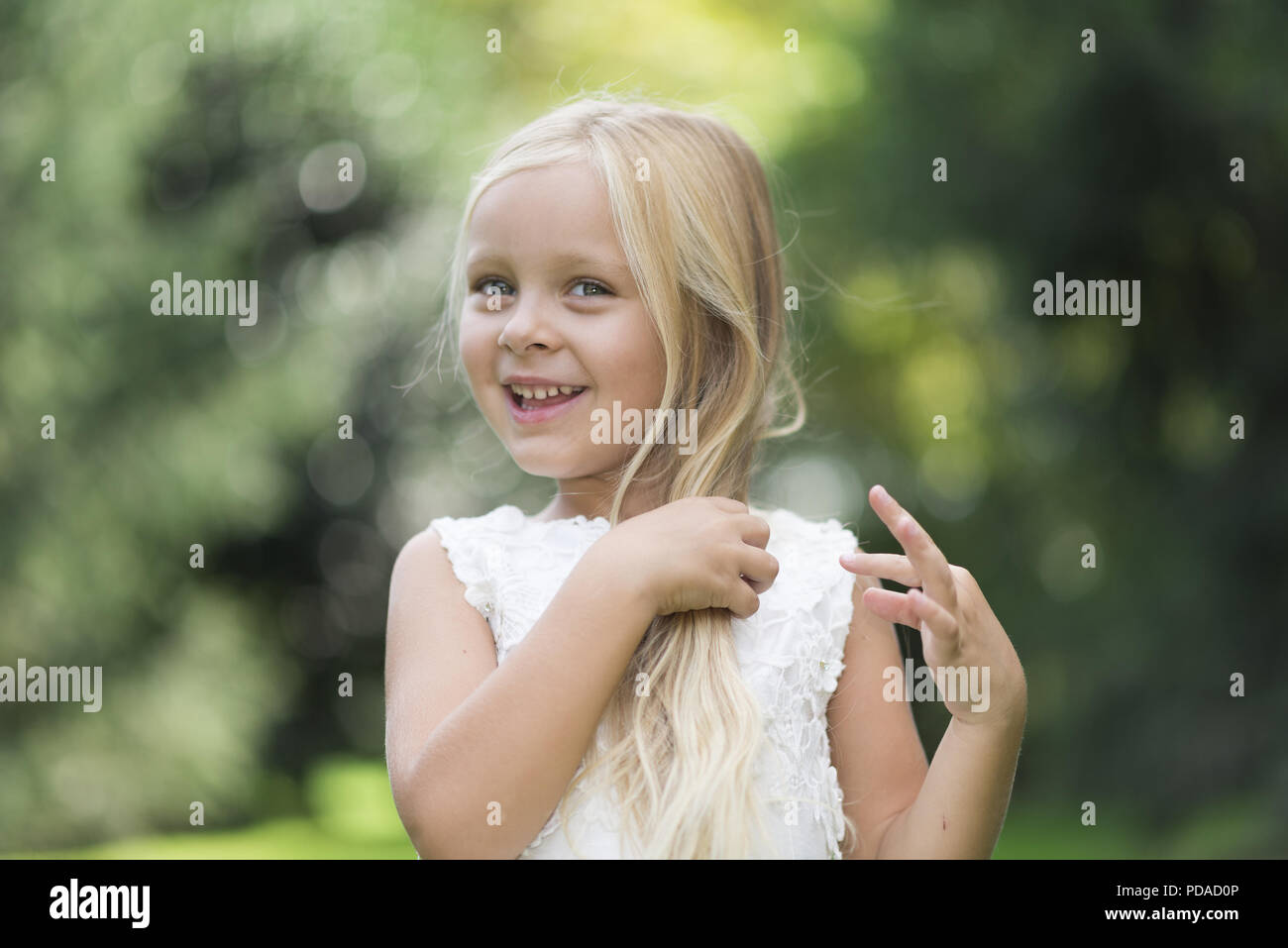 Blonde child hi-res stock photography and images - Alamy