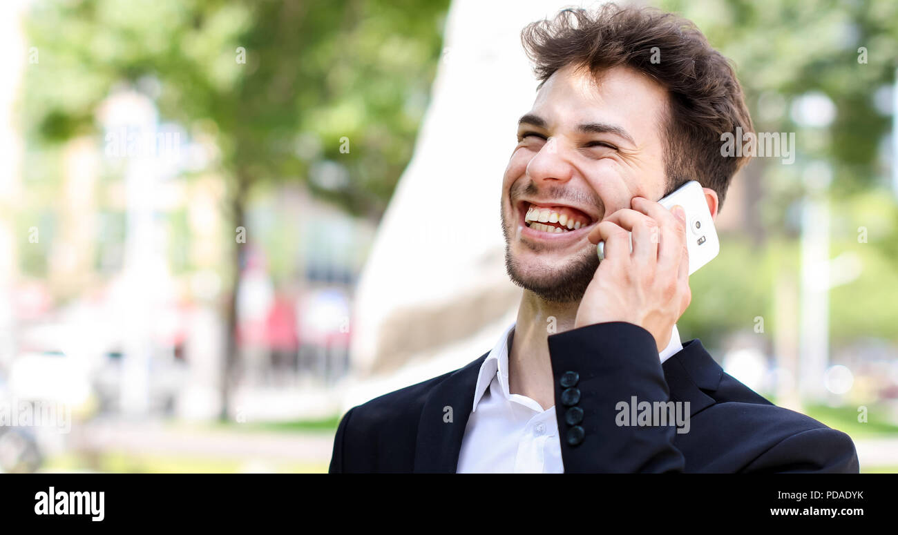 Mobile phone setting office hi-res stock photography and images - Alamy