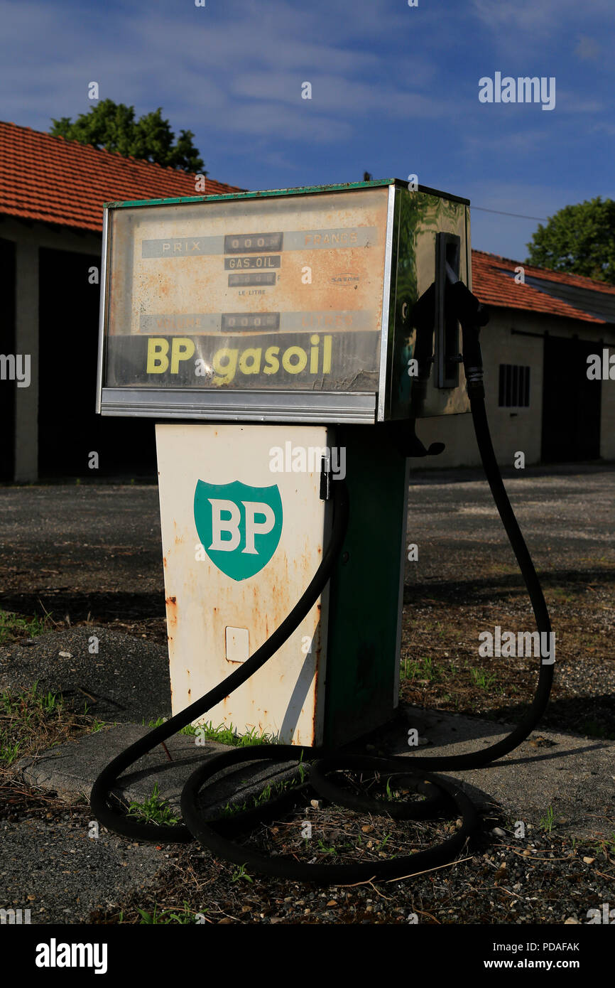 Petrol pump numbers hi-res stock photography and images - Alamy