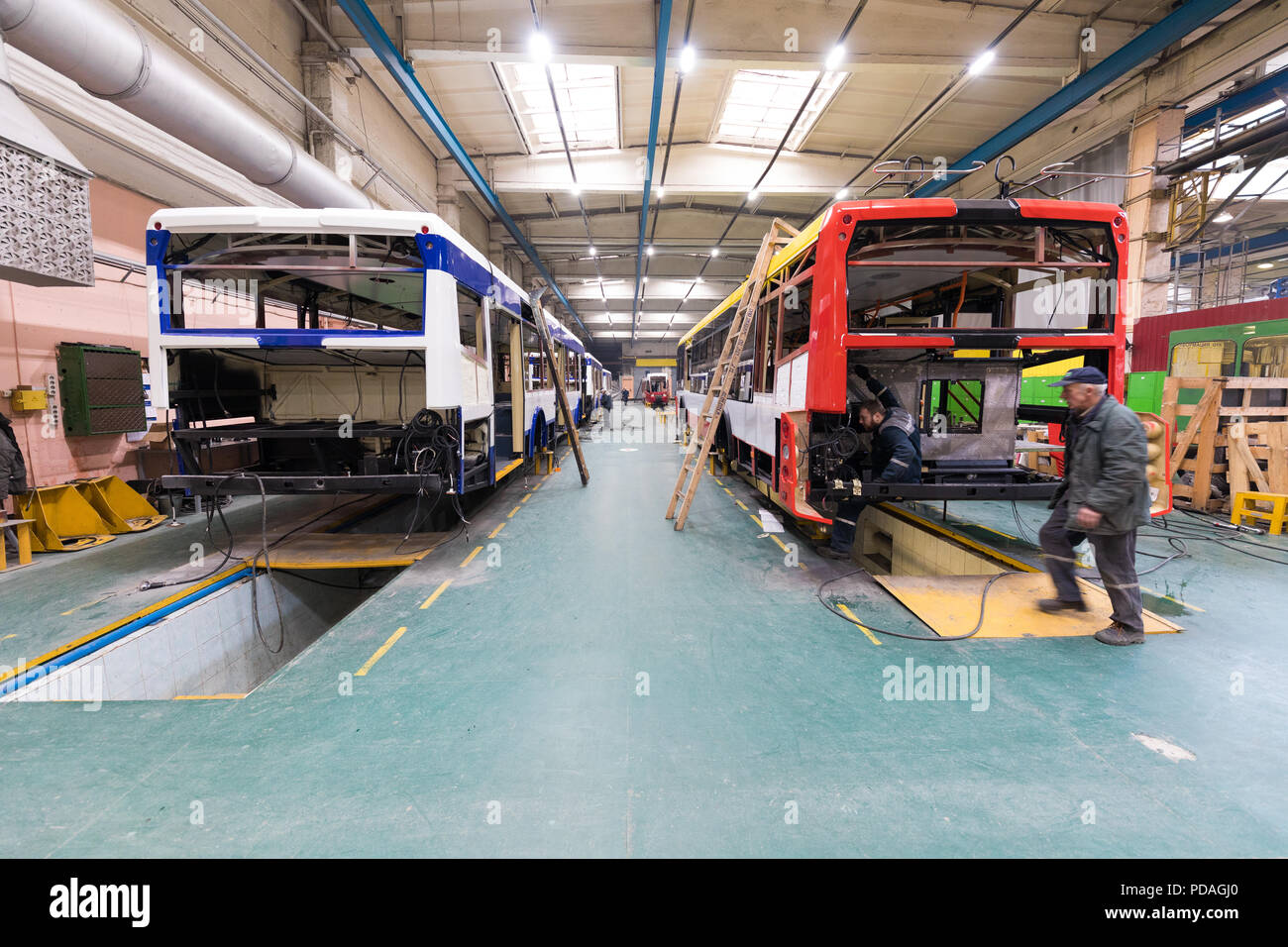 Automative assembly line hi-res stock photography and images - Alamy