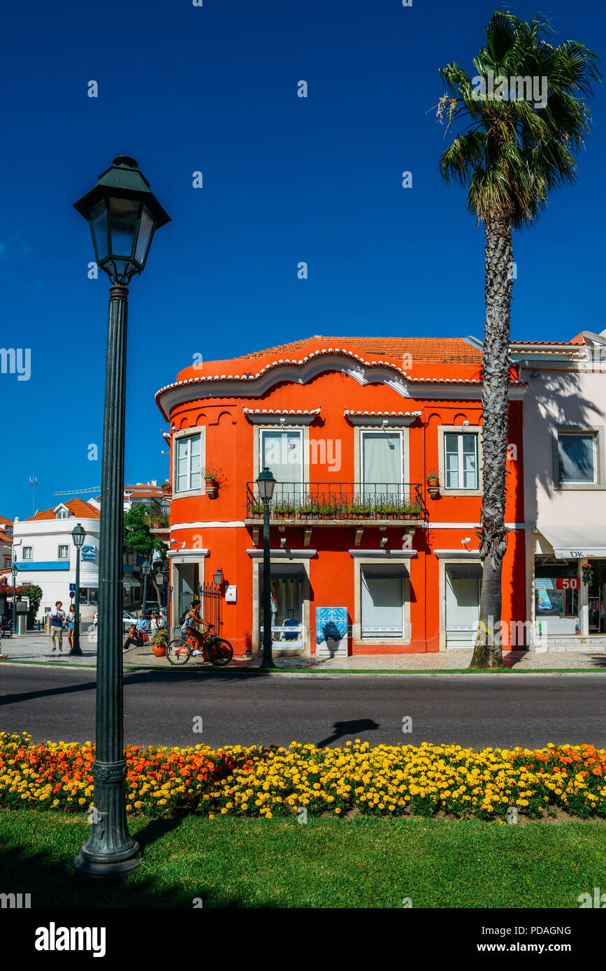 Cascais town centre hi-res stock photography and images - Alamy