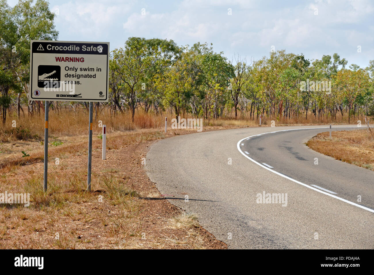 Crocodile warning sign hi-res stock photography and images - Alamy