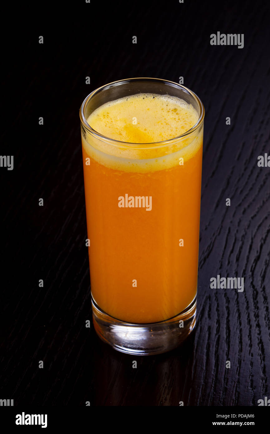 Sweet and refreshing orange juice Stock Photo - Alamy