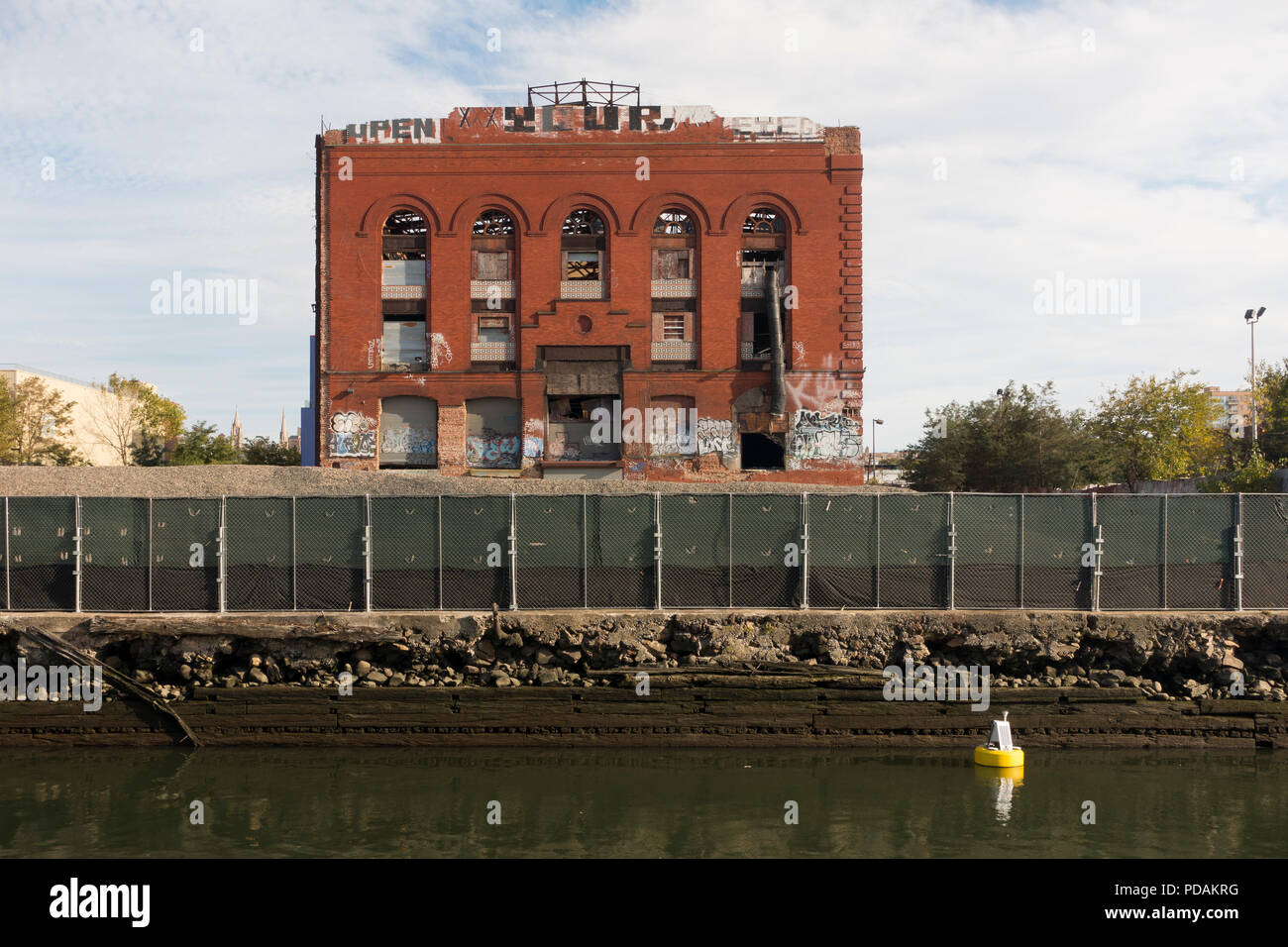 Gowanus canal Brooklyn New York City Stock Photo - Alamy