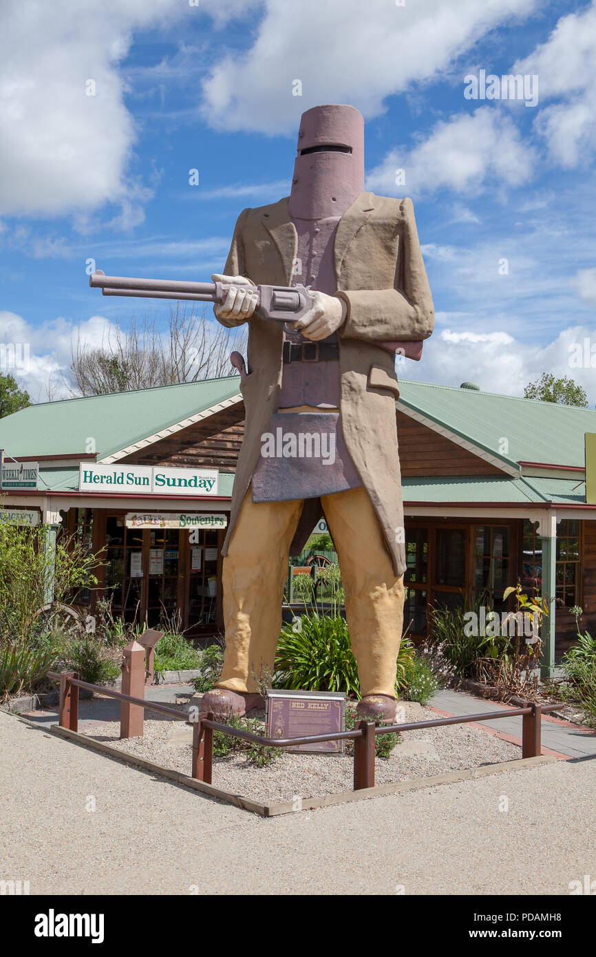 The Big Ned Kelly Statue, Glenrowan, Australia Stock Photo - Alamy