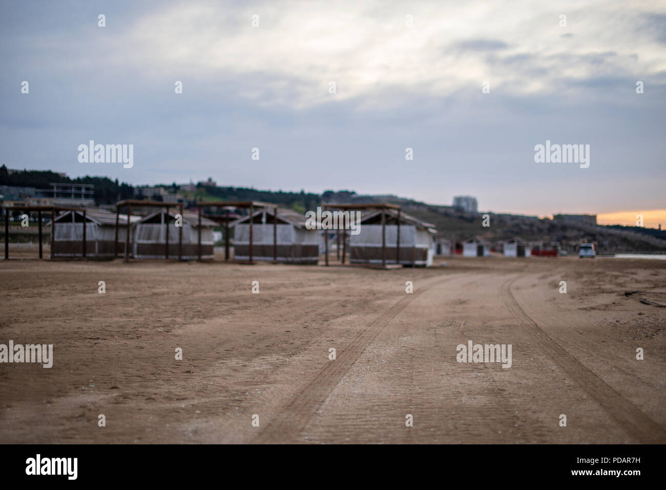Nobody beach hi-res stock photography and images - Alamy