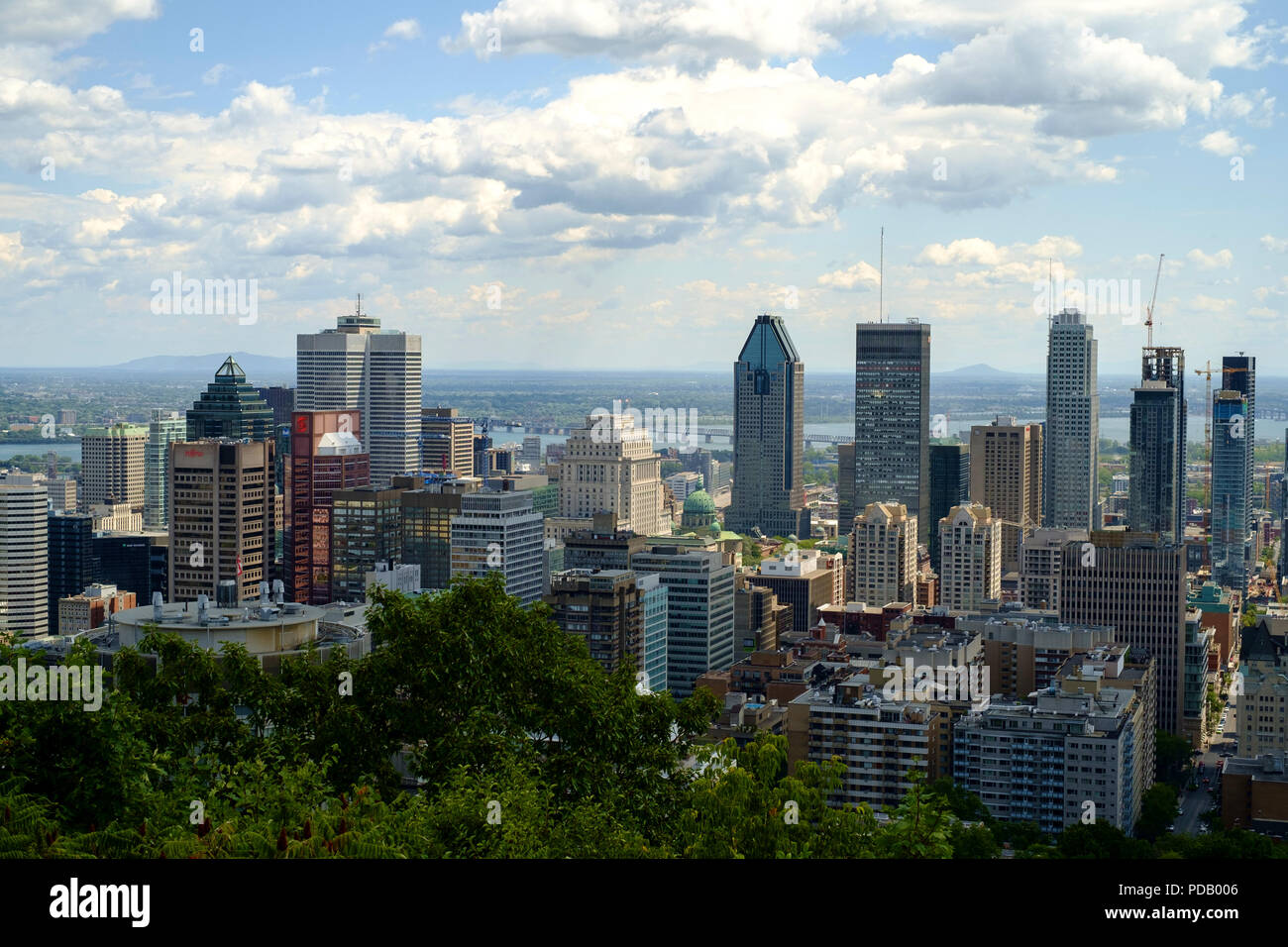 Montreal Mountain Street High Resolution Stock Photography and Images ...