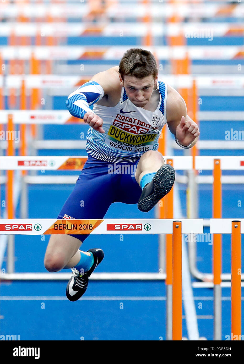 Great britains tim duckworth competes hi-res stock photography and ...