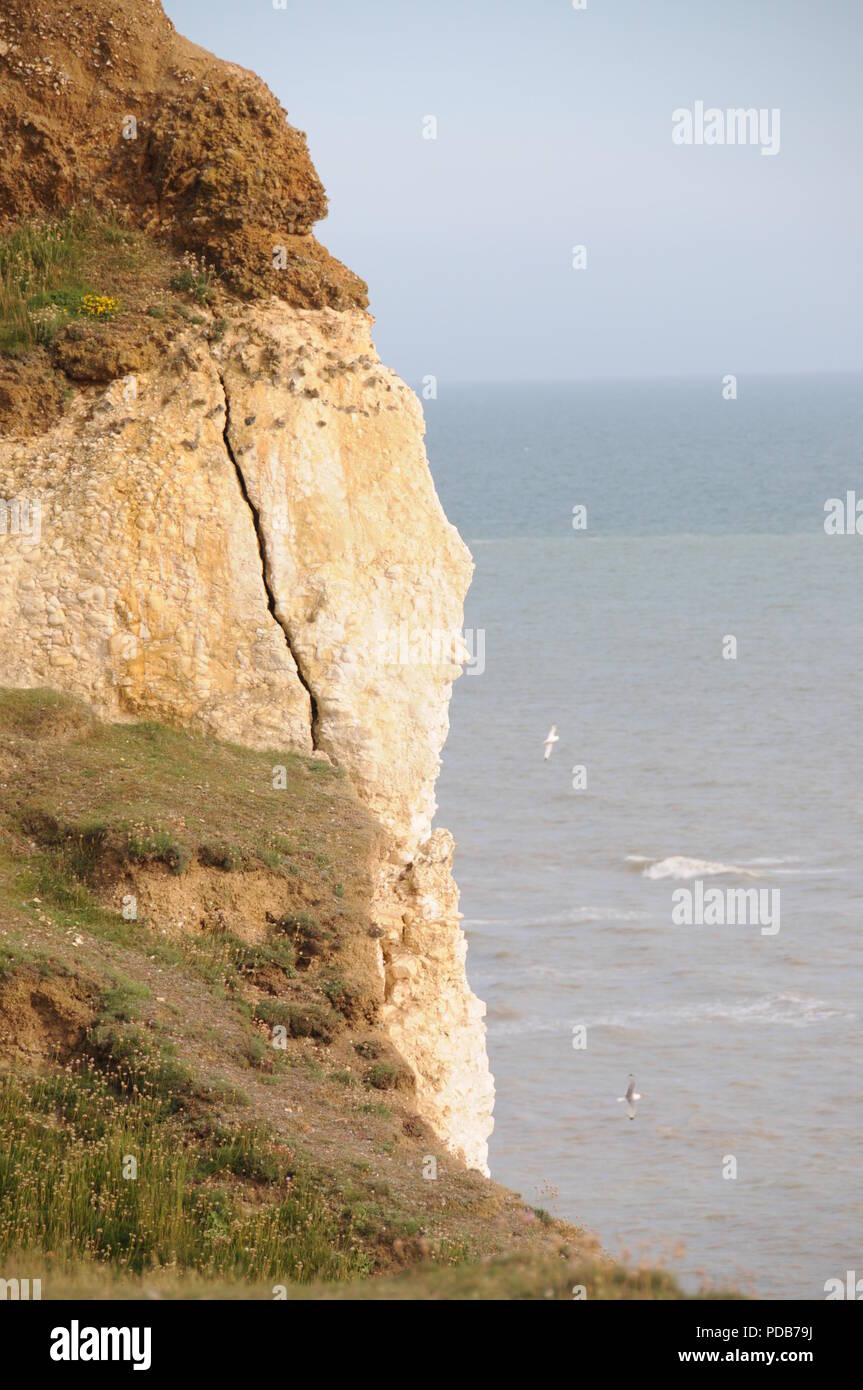 Collapsing cliff face hi-res stock photography and images - Alamy