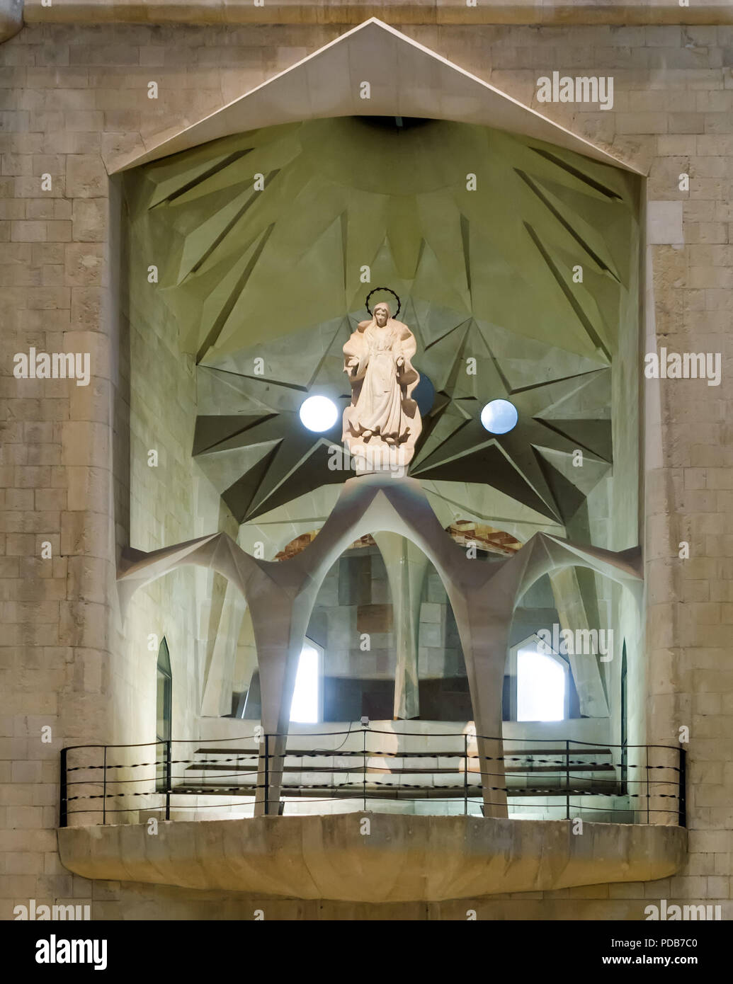 Interior Sagrada Familia Statue