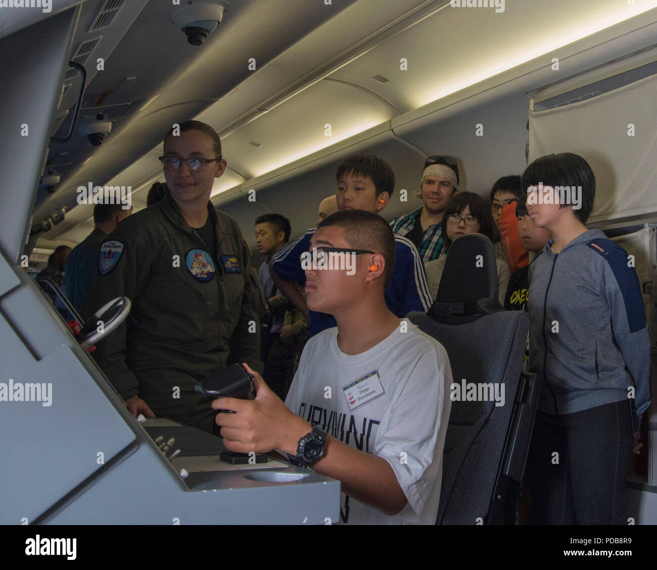 MISAWA, Japan (Aug. 2, 2017) Naval Air Crewman (Operator) 2nd Class ...