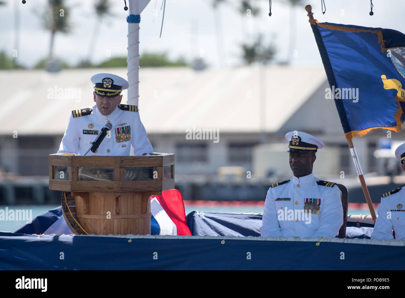 180803-N-KC128-099 PEARL HARBOR (August 3, 2018) - Cmdr. Dave Edgerton ...
