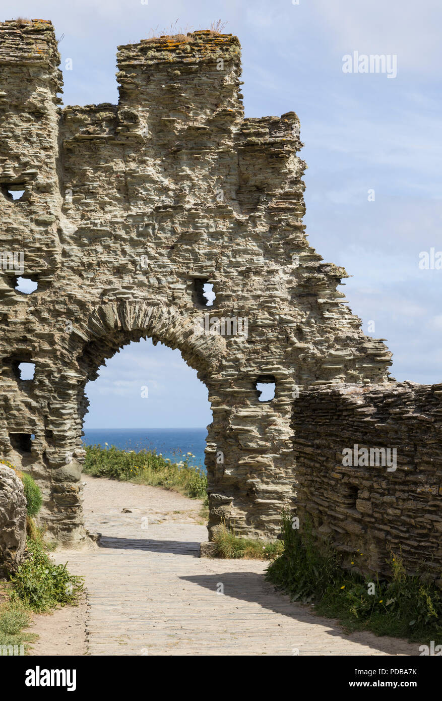 Ruins of Tintagel castle, Cornwall Stock Photo - Alamy