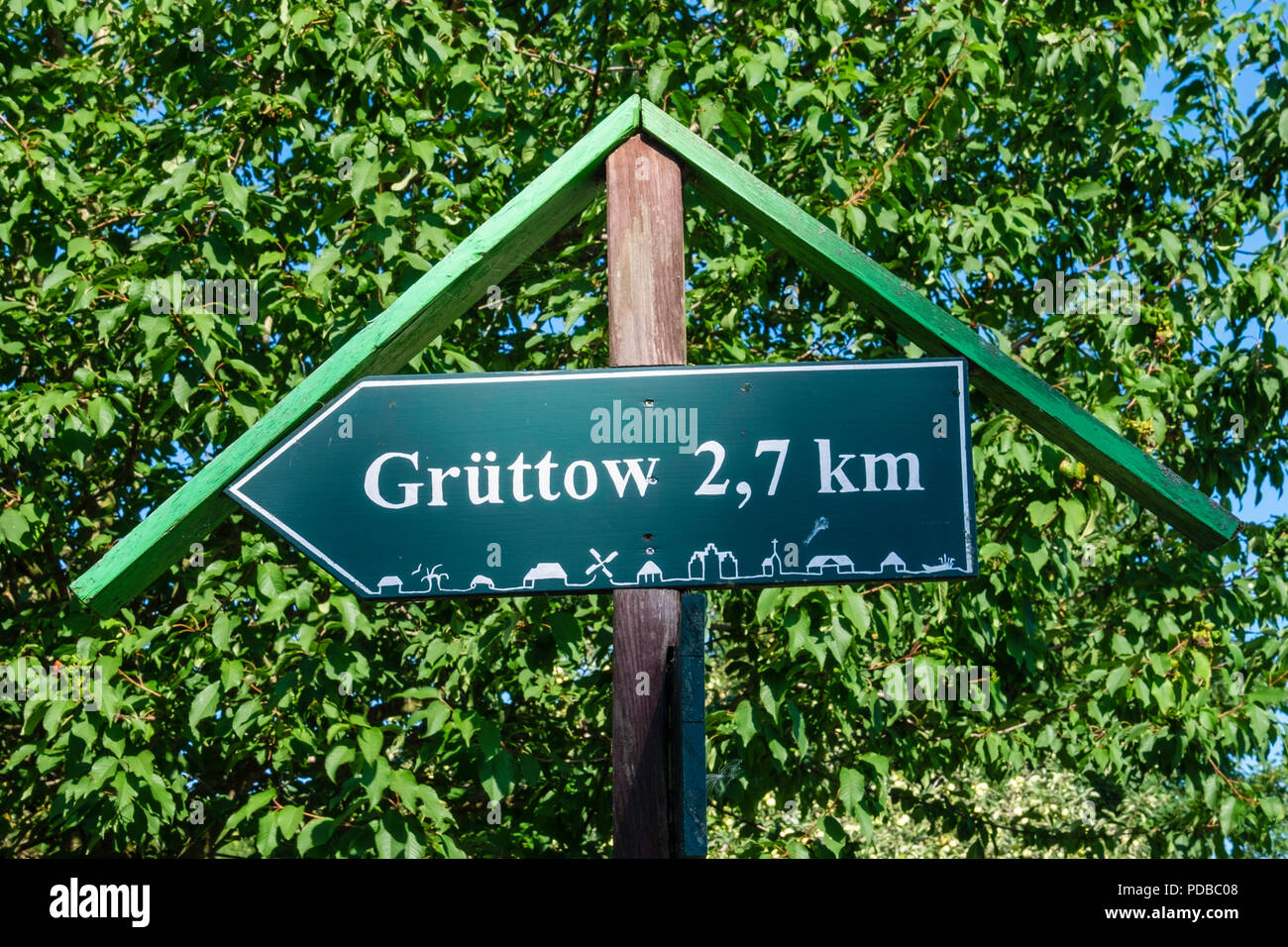 Gutshaus sign hi-res stock photography and images - Alamy