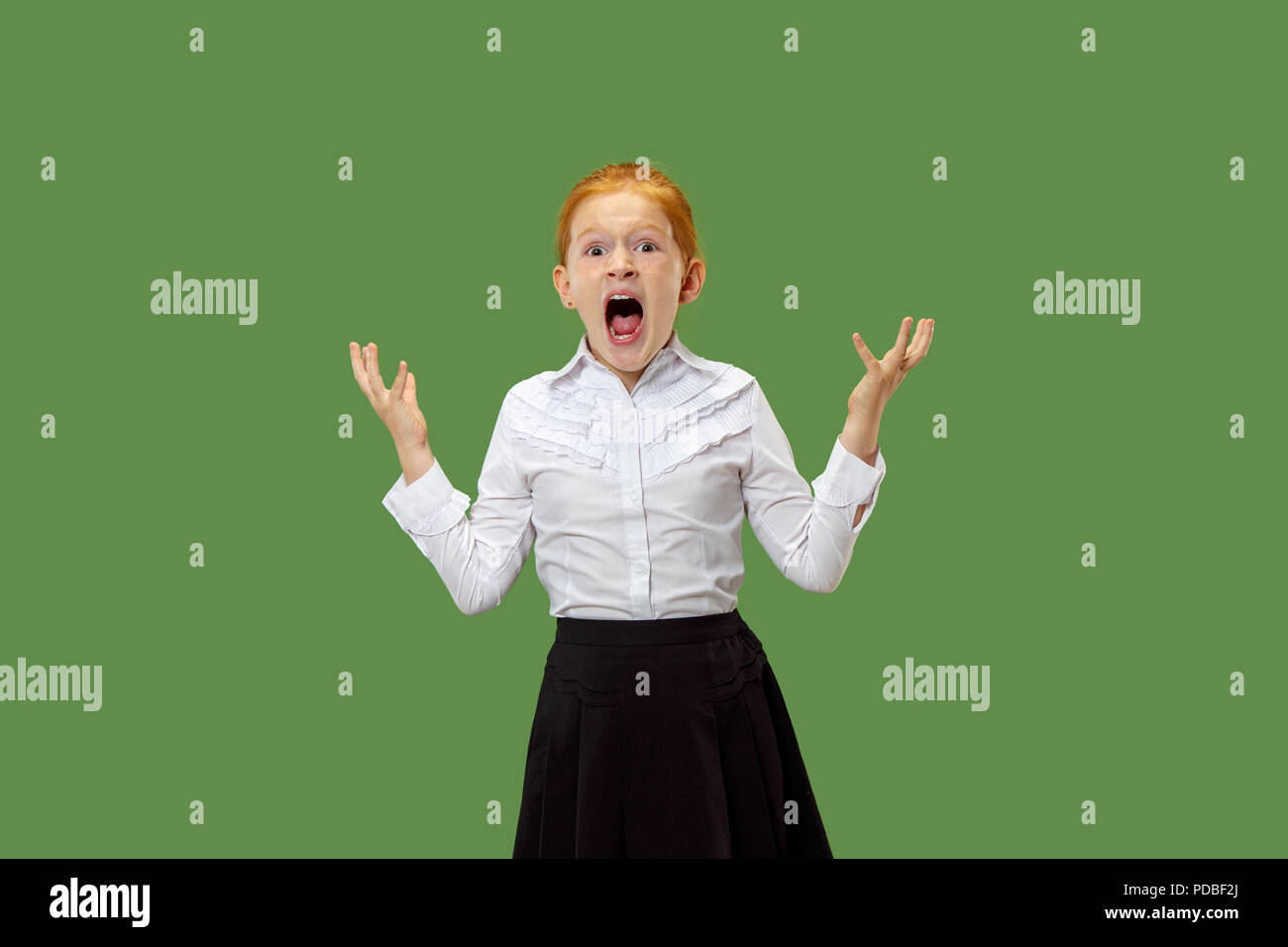 Screaming, hate, rage. Crying emotional angry teen girl screaming on ...