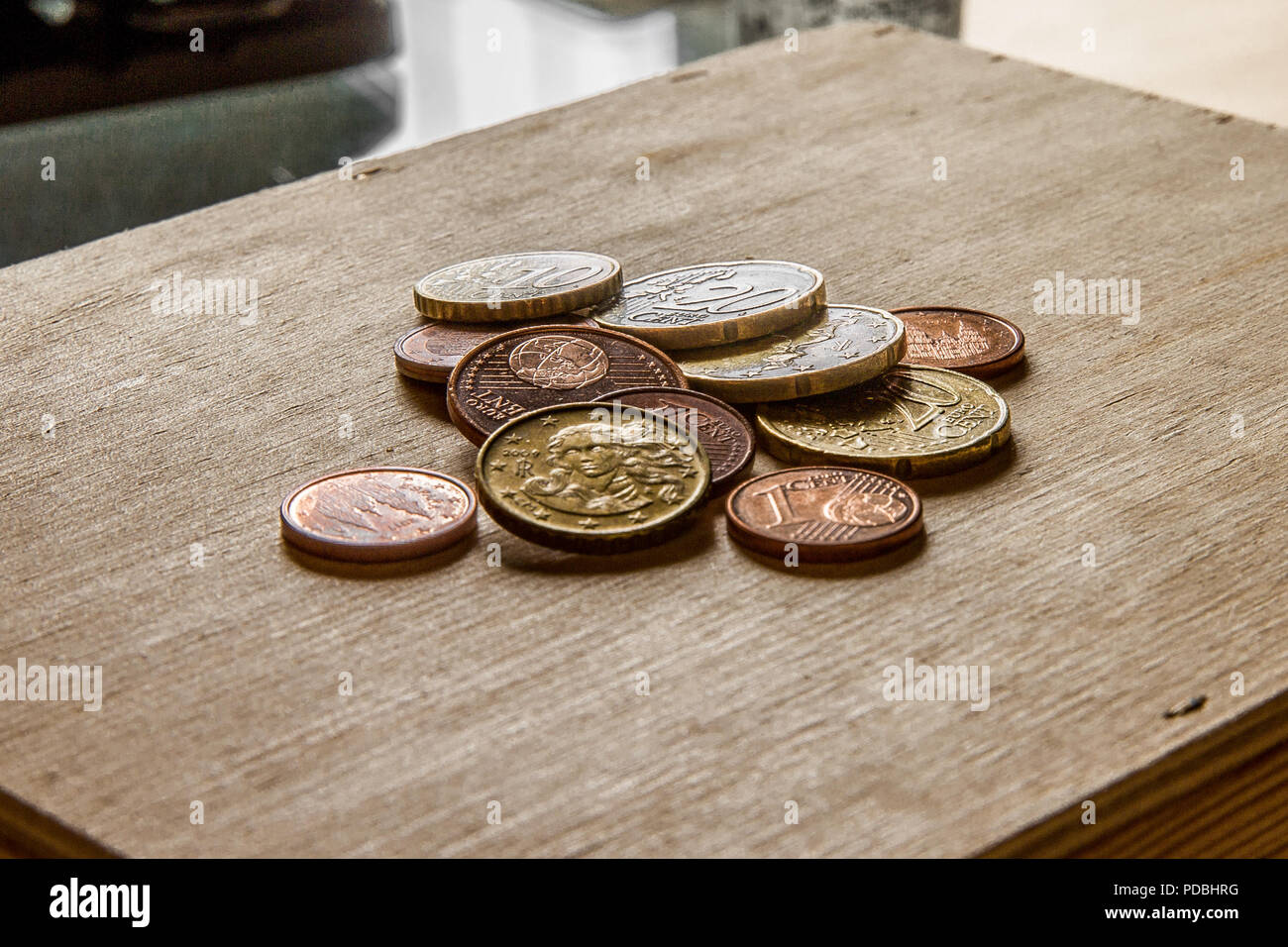 Money economics hi-res stock photography and images - Alamy