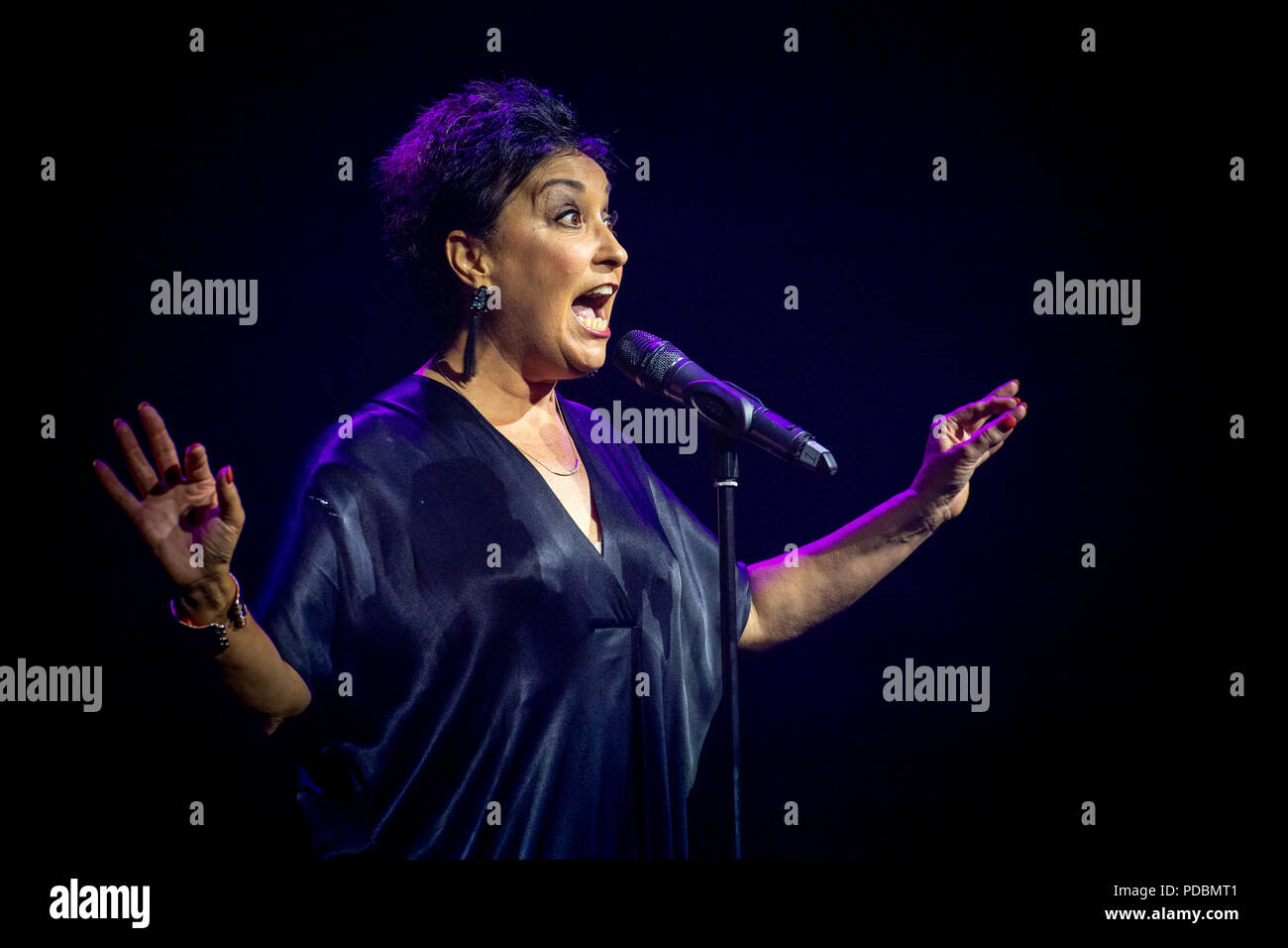 Ria jones hi-res stock photography and images - Alamy