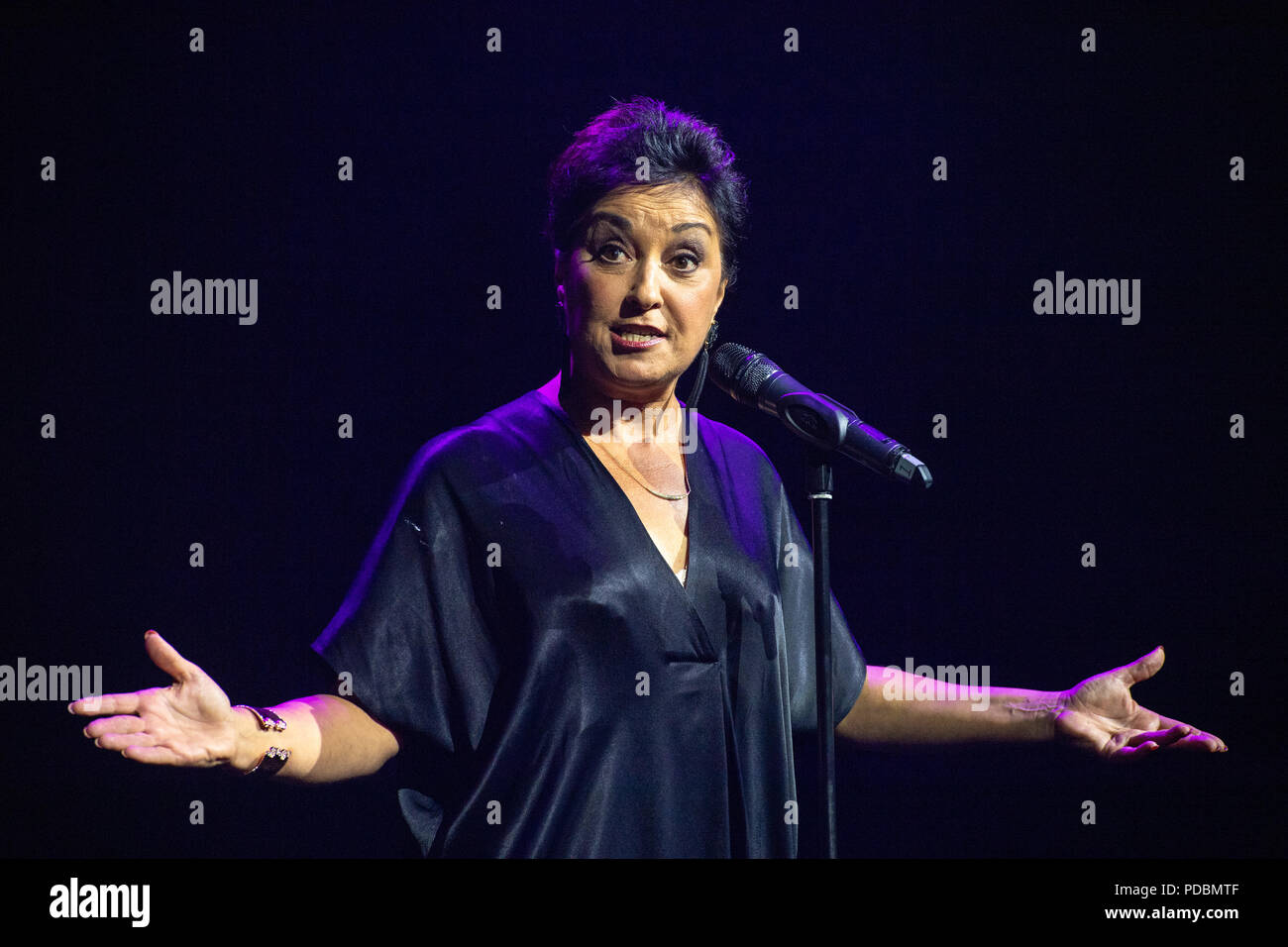 Ria jones hi-res stock photography and images - Alamy