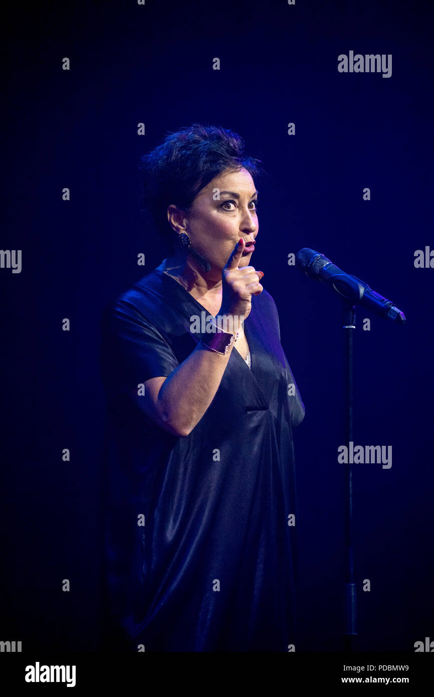 Ria jones hi-res stock photography and images - Alamy