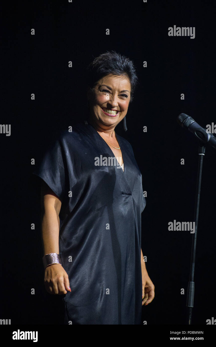 Ria jones hi-res stock photography and images - Alamy