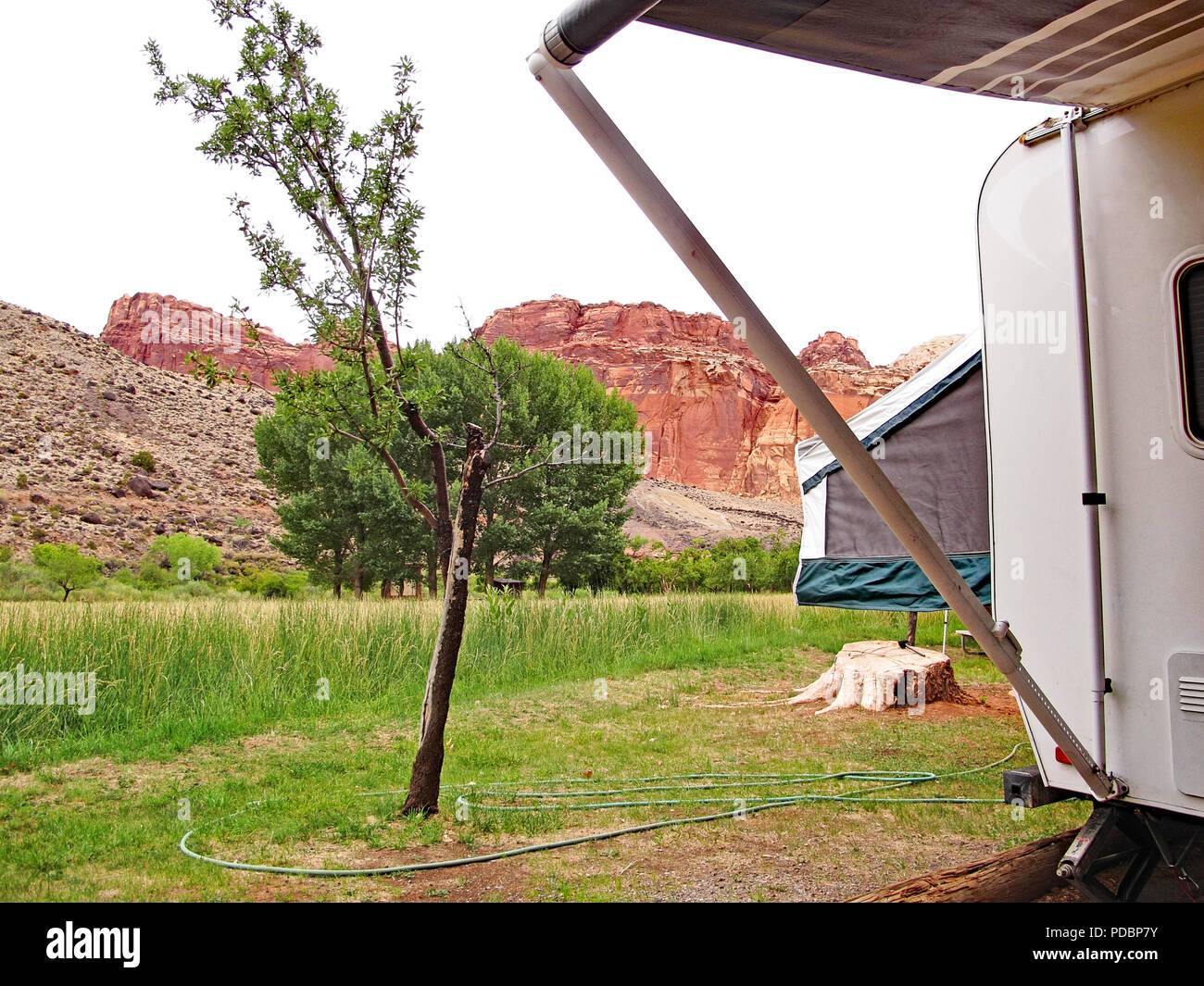 Red rock camping hi-res stock photography and images - Alamy