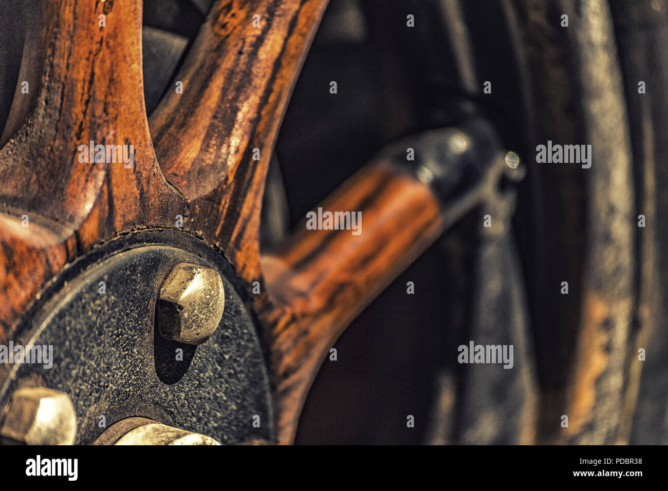 wood spokes of wheel rim of old vintage Italian car Stock Photo - Alamy