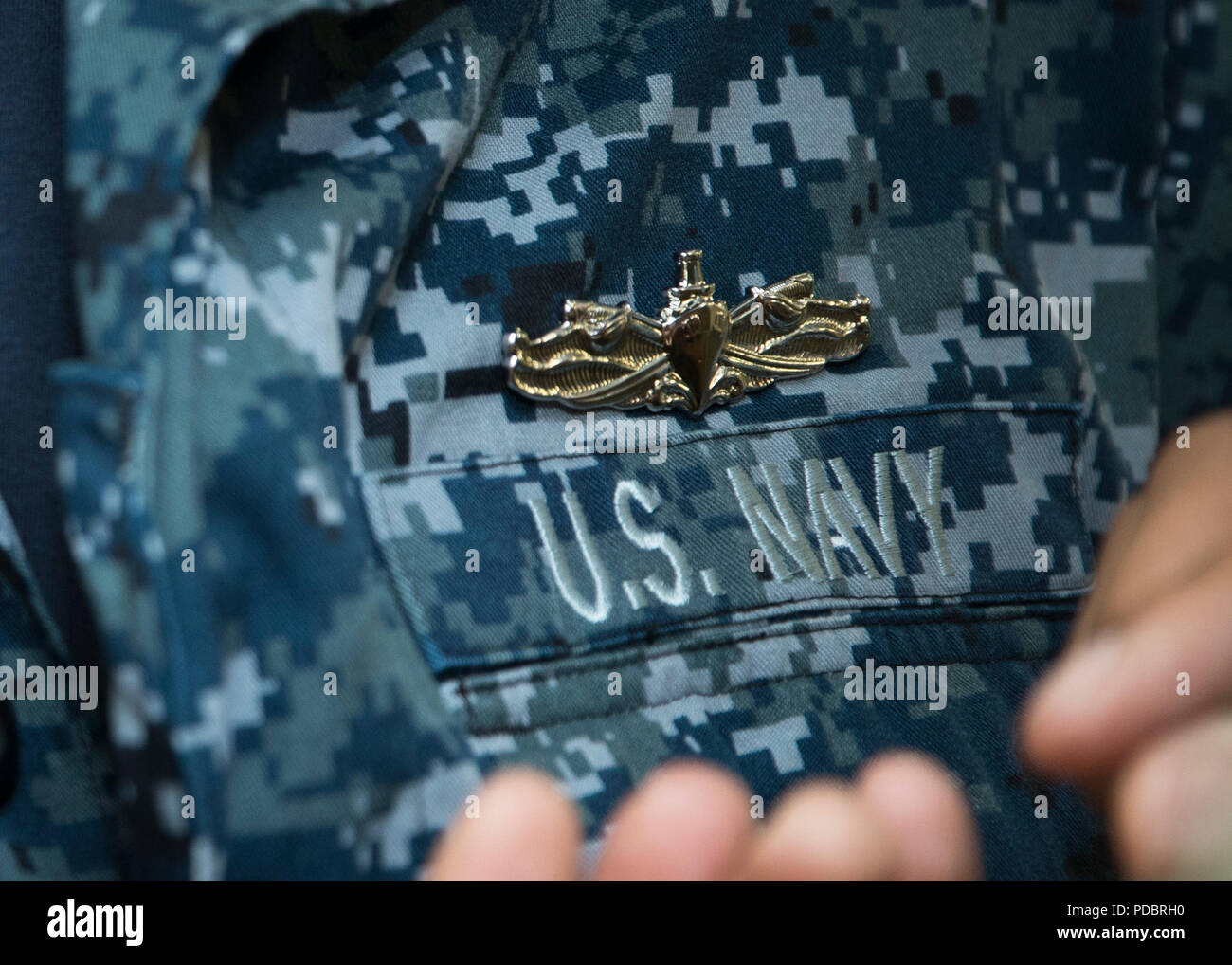 NEWPORT NEWS, Va. (Aug. 3, 2018) Ship's Serviceman 2nd Class Derek ...