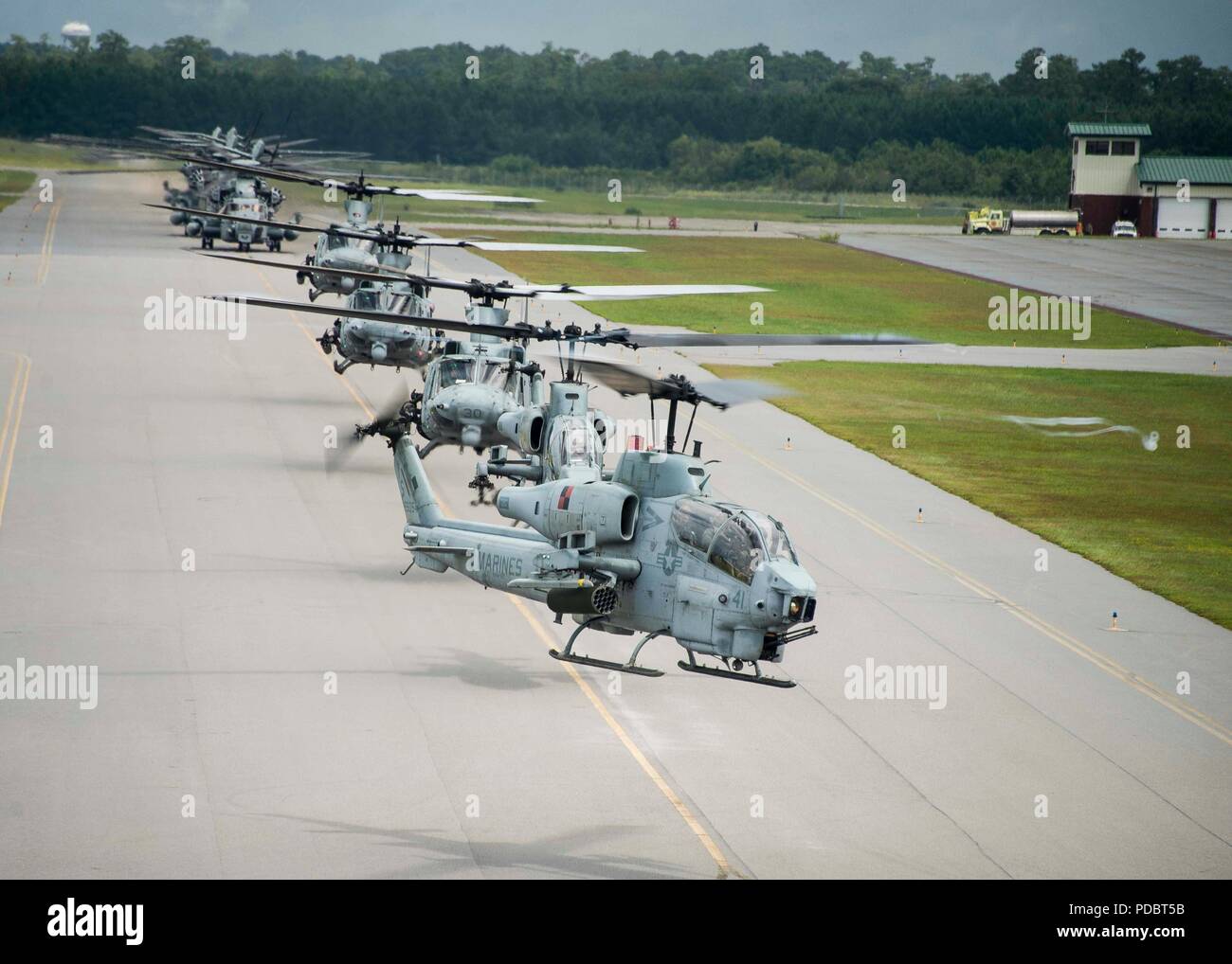 NEW RIVER, N.C. (Aug. 4, 2018) Marines from Marine Medium Tiltrotor ...