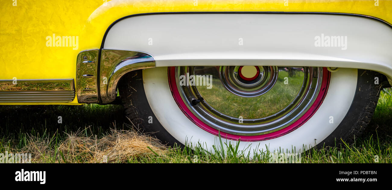 Fifties american classic car hi-res stock photography and images - Alamy