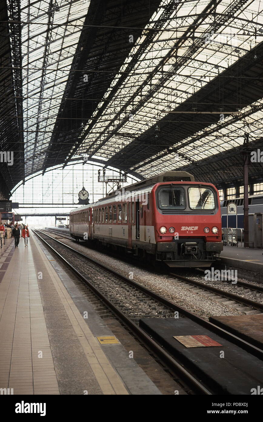 Hop on a commuter train hi-res stock photography and images - Alamy