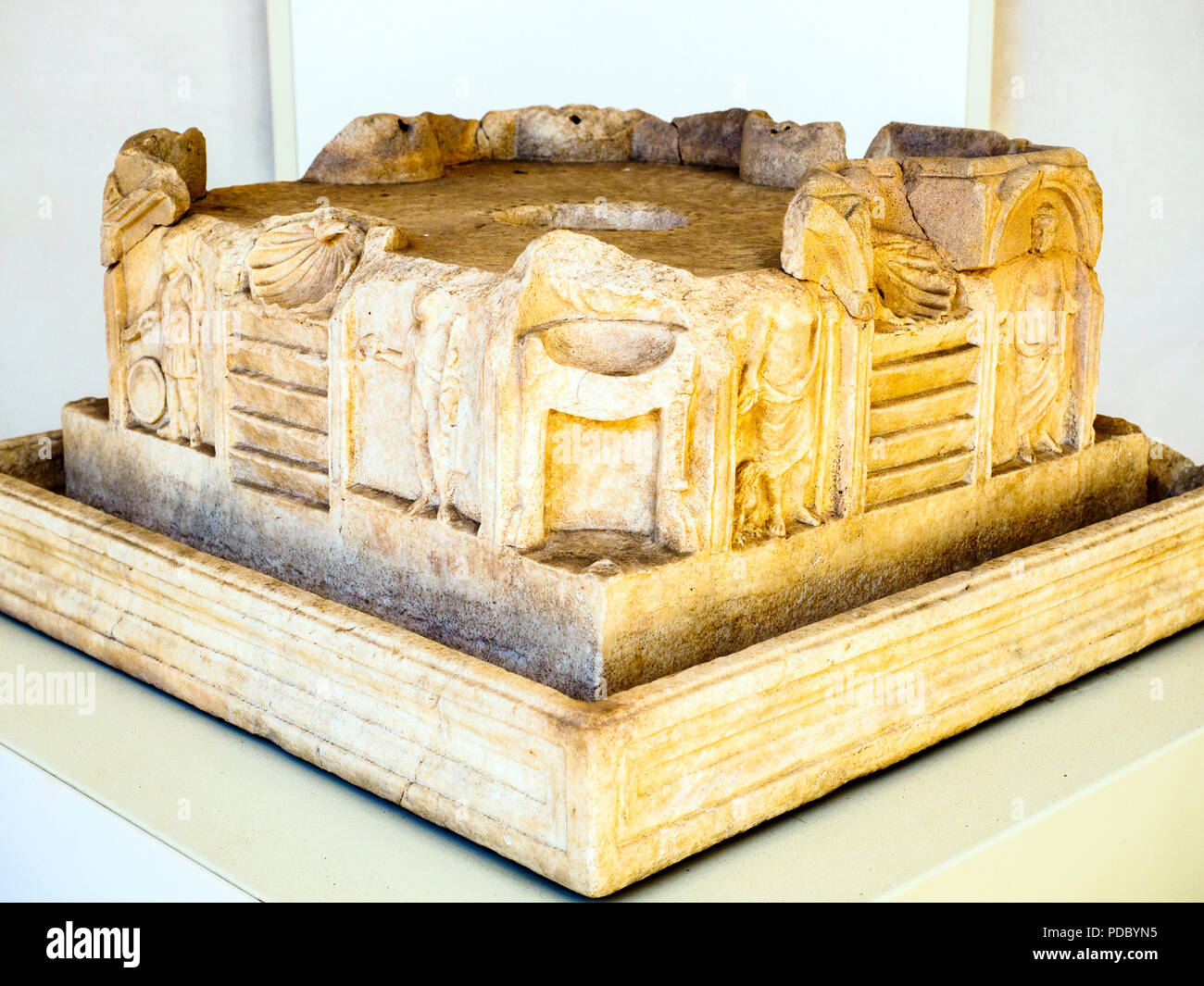 Luna and mars hi-res stock photography and images - Alamy