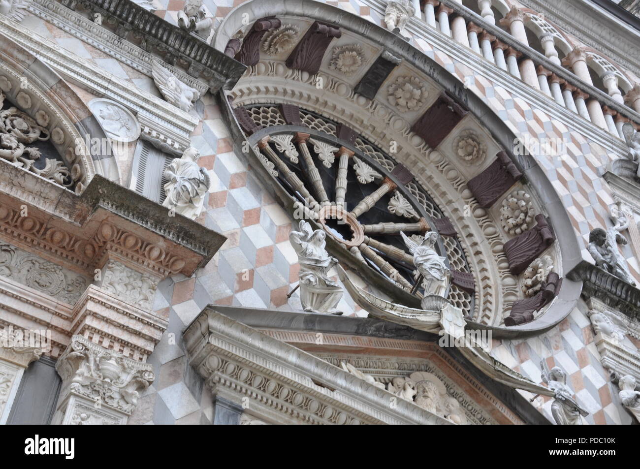 Detail facade marble chapel hi-res stock photography and images - Alamy