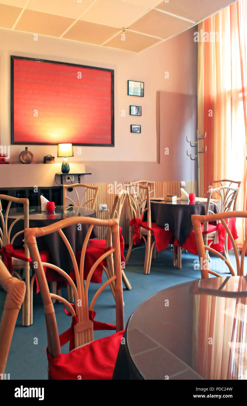 Interior of restaurant Stock Photo - Alamy