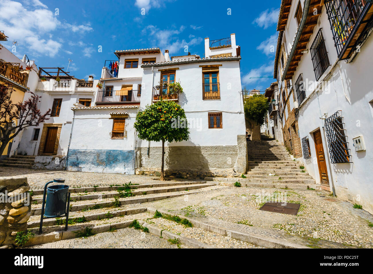 traditional arabic architecture of Andalusia, Albaicin Moorish medieval ...