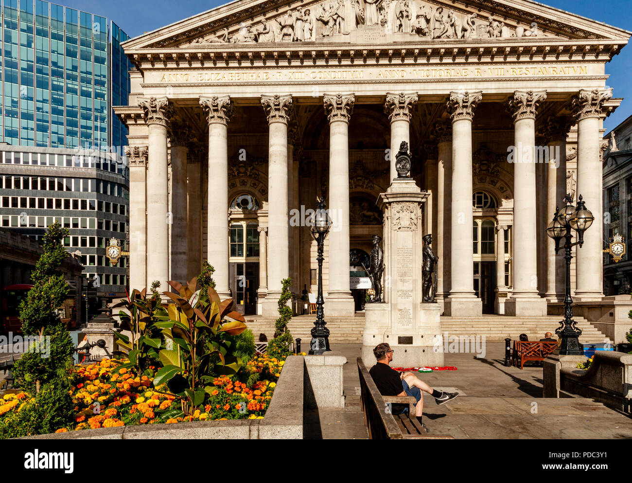The Royal Exchange Building, The City Of London, London, England Stock ...