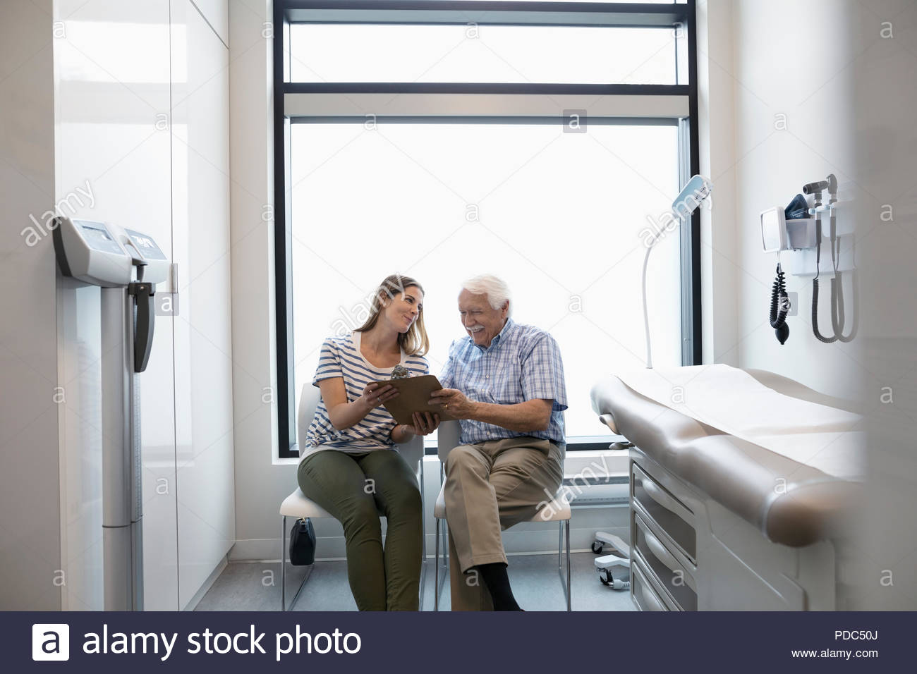 Waiting in exam room horizontal hi-res stock photography and images - Alamy