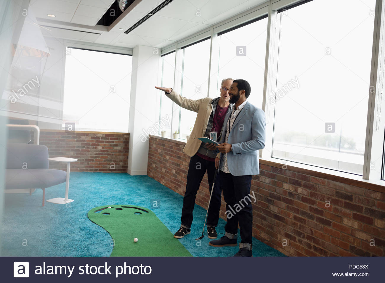 Office golf hi-res stock photography and images - Alamy